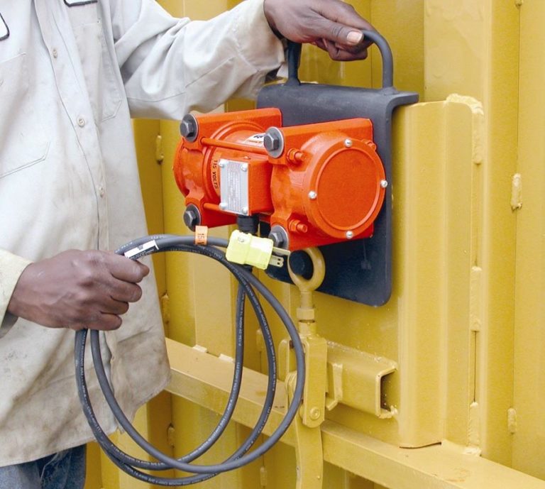 Dz Vibco Electric Form Vibrator - Del Zotto Concrete Products of FL